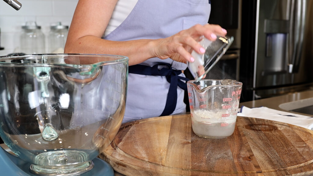 Royal Icing Recipe and Guide: A Cookie Decorator’s Bestie – Sugar High ...